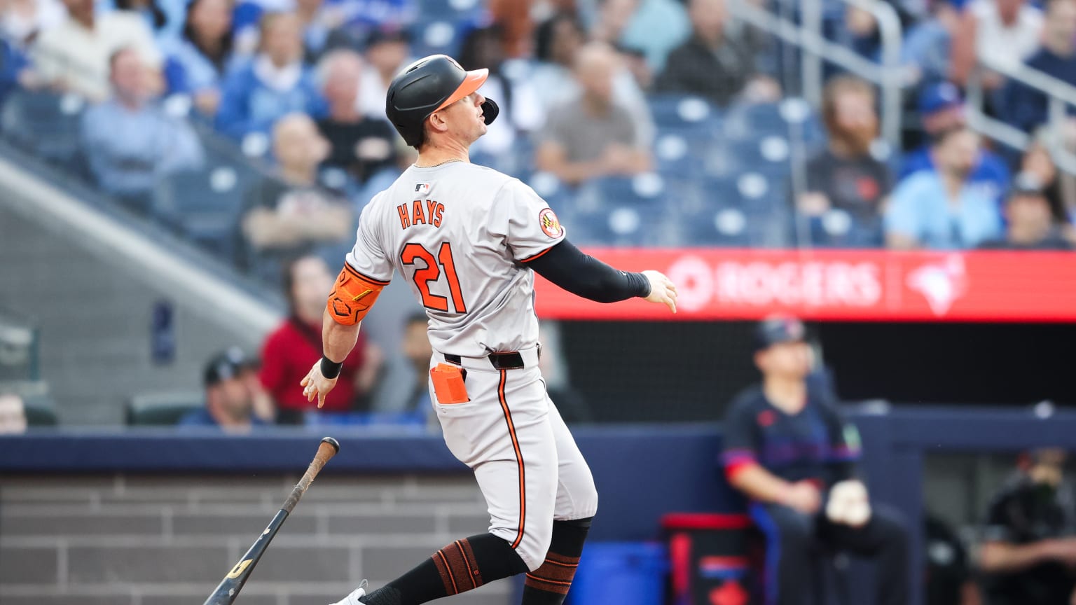 Austin Hays skies his first homer of the 2024 season | 06/03/2024 ...