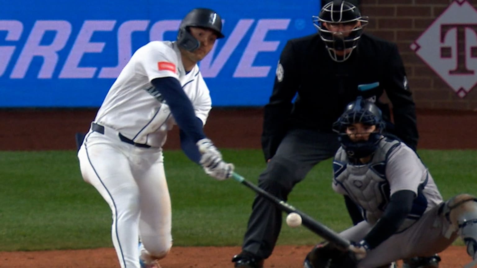 Dominic Canzone's RBI single | 04/01/2026 | Seattle Mariners
