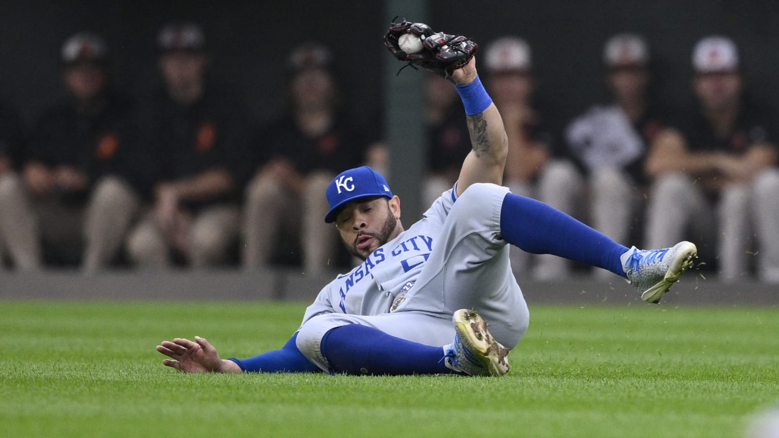 Tommy Pham's sweet sliding catch | 10/01/2024 | MLB.com