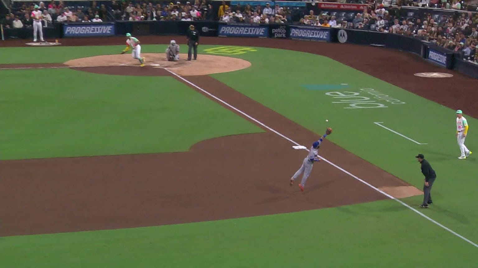 Luis Guillorme atrapa potente lineazo | 07/07/2023 | Los Mets de Nueva York