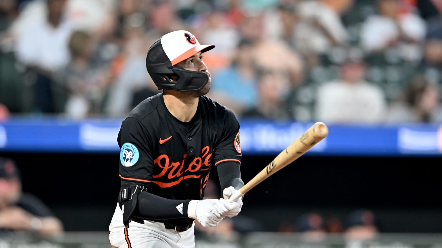 Dylan Carlson's solo home run (4) | 06/12/2025 | MLB.com