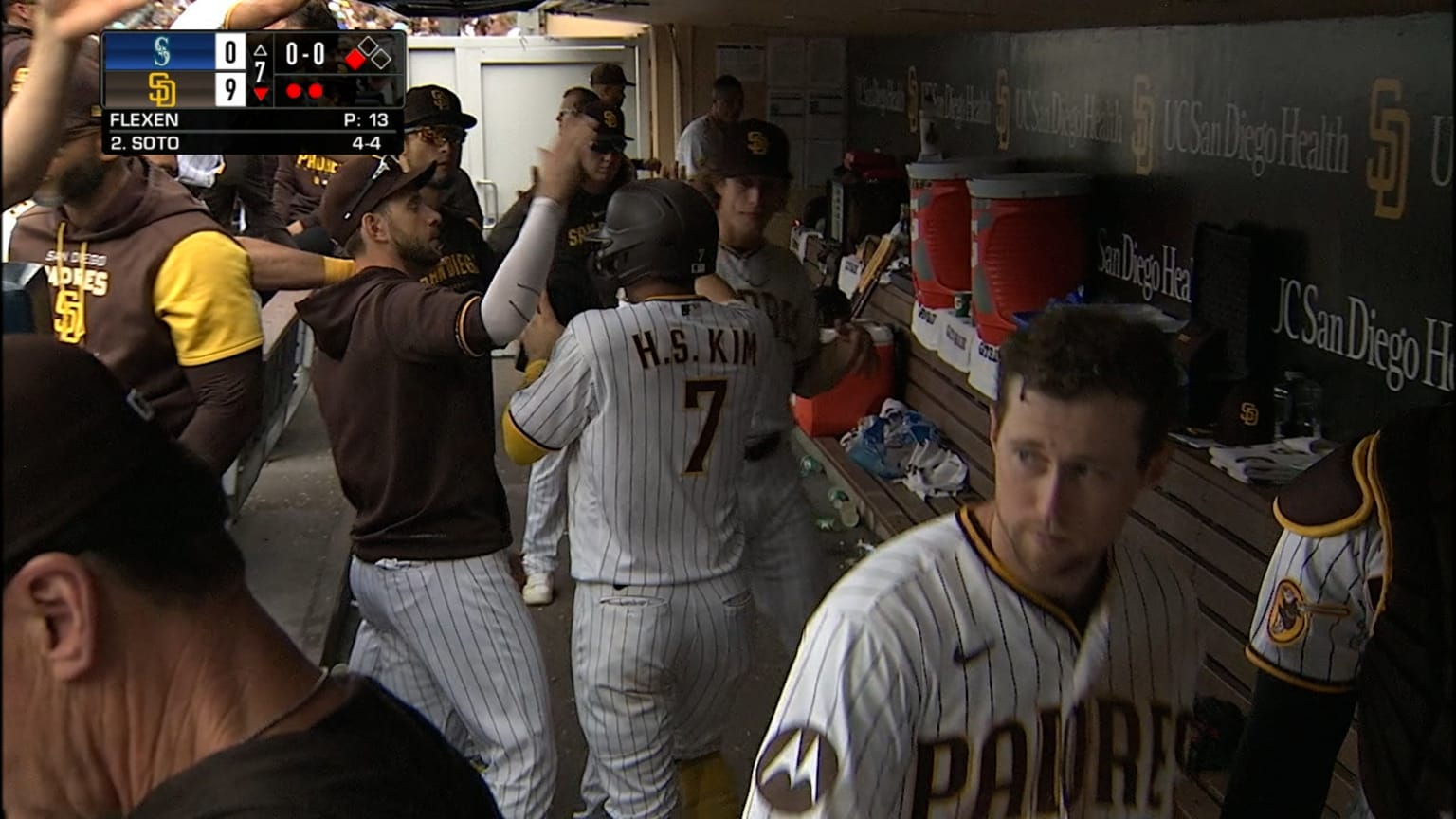 Fernando Tatis Jr. hits a groundout to drive in a run | 06/07/2023 ...