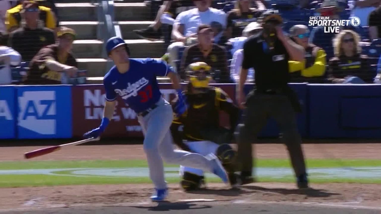 Luke Williams smashes a solo home run to left field | 02/27/2023 | Los ... Luke Williams smashes a solo home run to left field | 02/27/2023 | Los ...