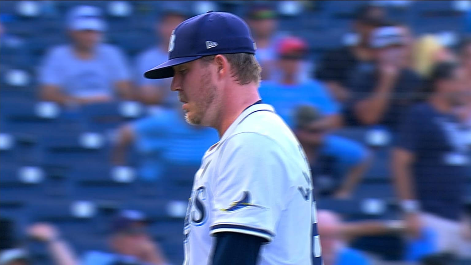 Garrett Cleavinger picks off Javier Sanoja | 06/07/2025 | Tampa Bay Rays