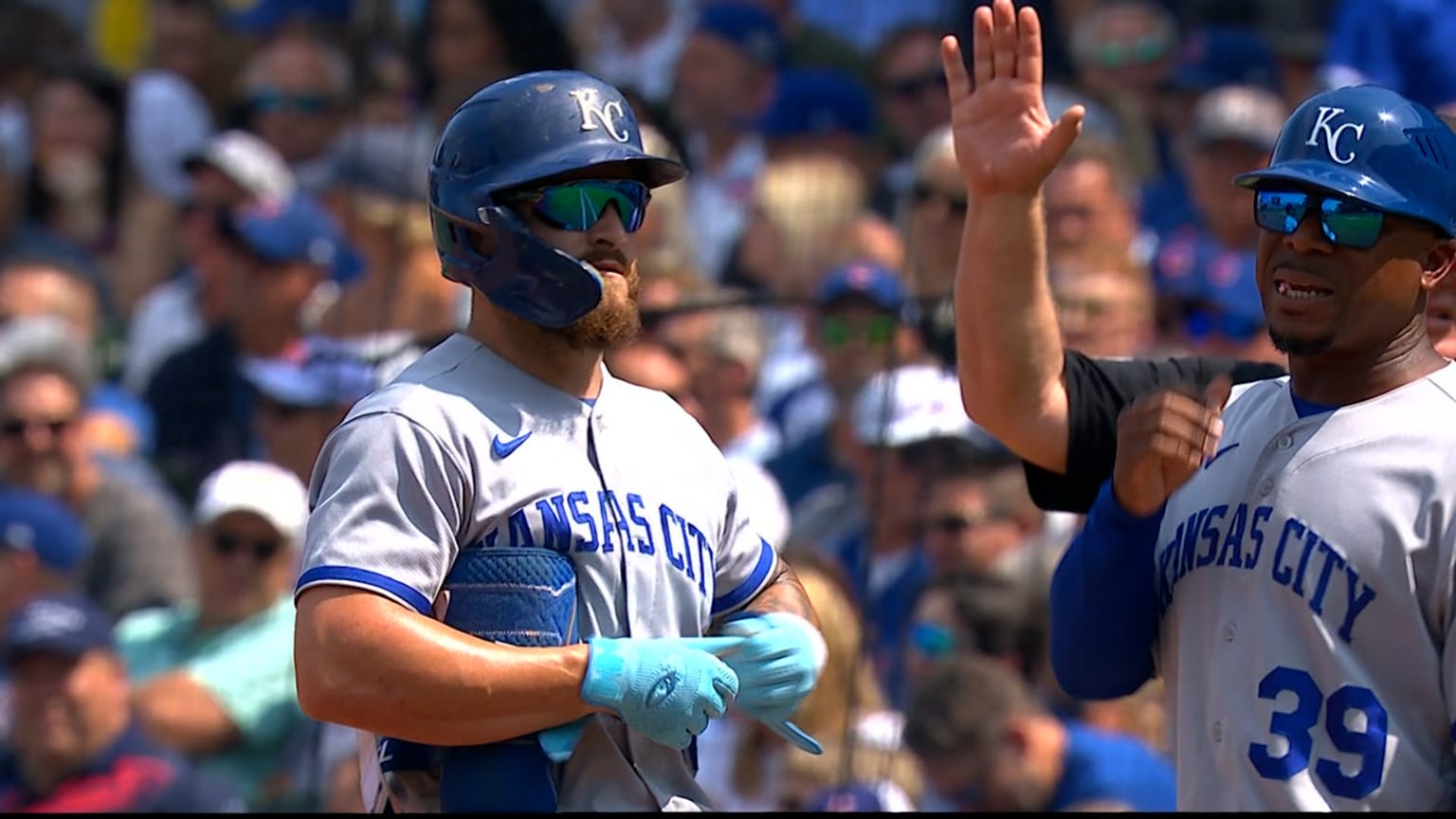 Kyle Isbel hits an RBI single to center field | 08/18/2023 | Kansas ...