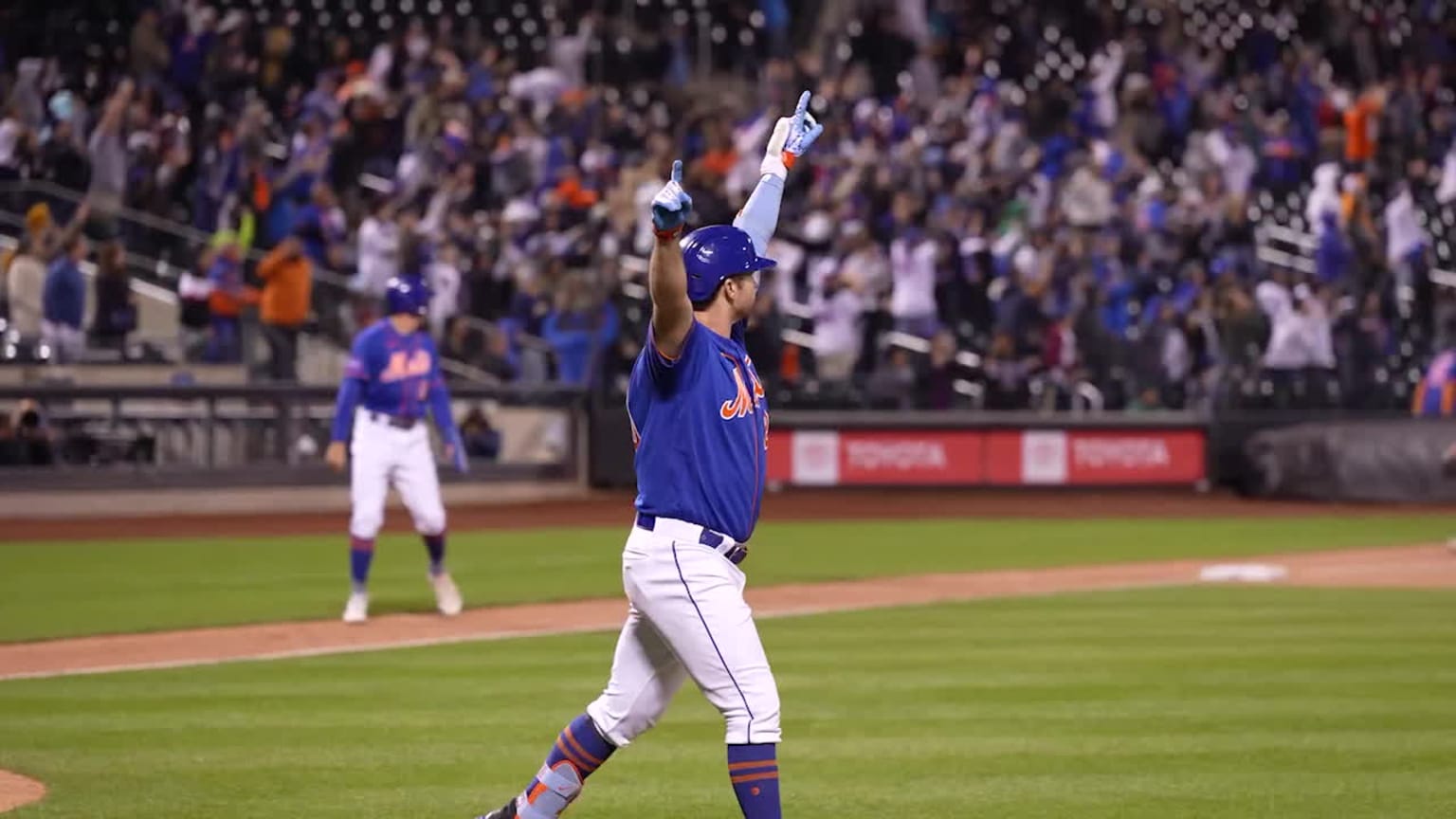 Pete Alonso's walk-off home run | Creator Cuts | 05/17/2023 | Minnesota ...