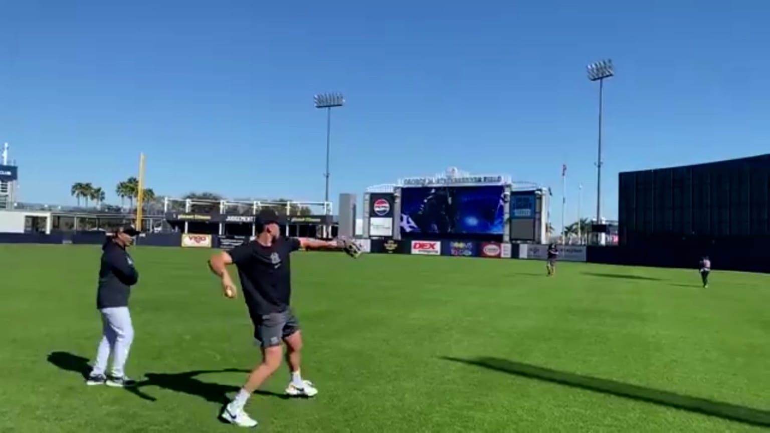 Aaron Judge warms up during Spring Training | 02/19/2024 | New York Yankees