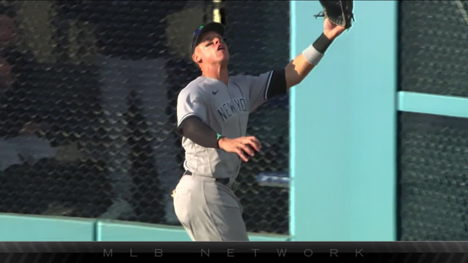 Is Aaron Judge's catch the greatest in Yankees' past? | 06/05/2023 ...