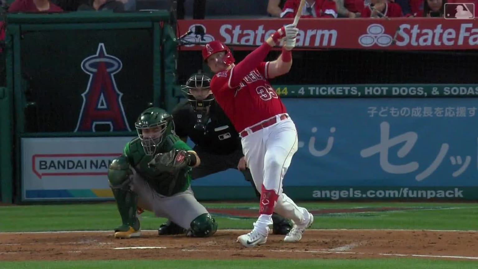 Chad Wallach empalma vuelacercas solitario | 24/04/2023 | Los Angels de ...