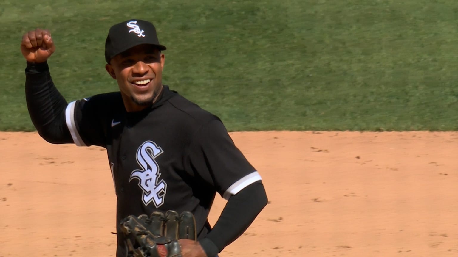 Jimmy Lambert escapes jam in the 10th | 05/04/2023 | Chicago White Sox