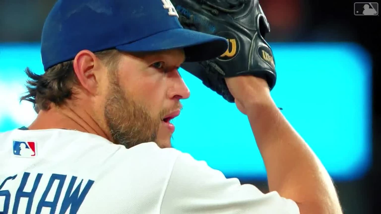 Clayton Kershaw is NL Pitcher of the Month for April | 05/02/2023 | Los ...