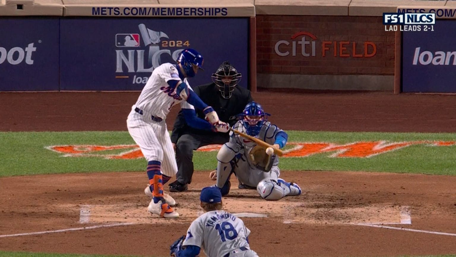 Brandon Nimmo beats out double play after review | 10/17/2024 | MLB.com