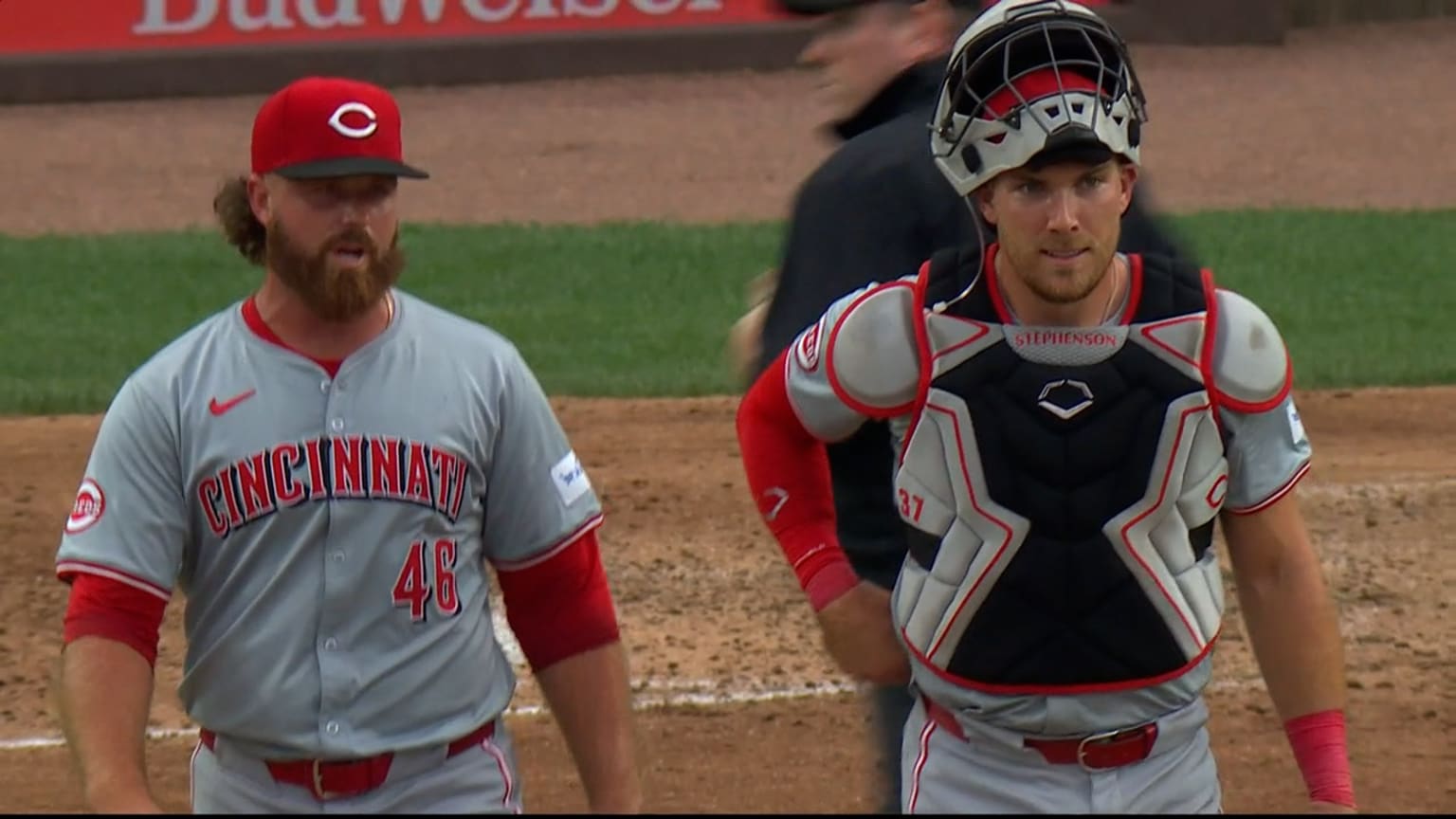 Buck Farmer retires Michael Busch, earns save | 09/29/2024 | MLB.com