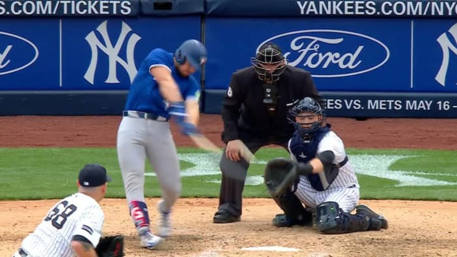 Addison Barger remolca con doble en el 9no | 27/04/2025 | Lasmayores.com