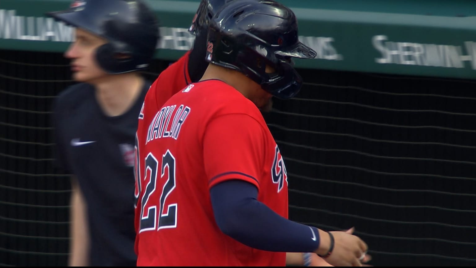 Josh Naylor lofts a sacrifice fly to right field | 04/11/2023 | MLB.com