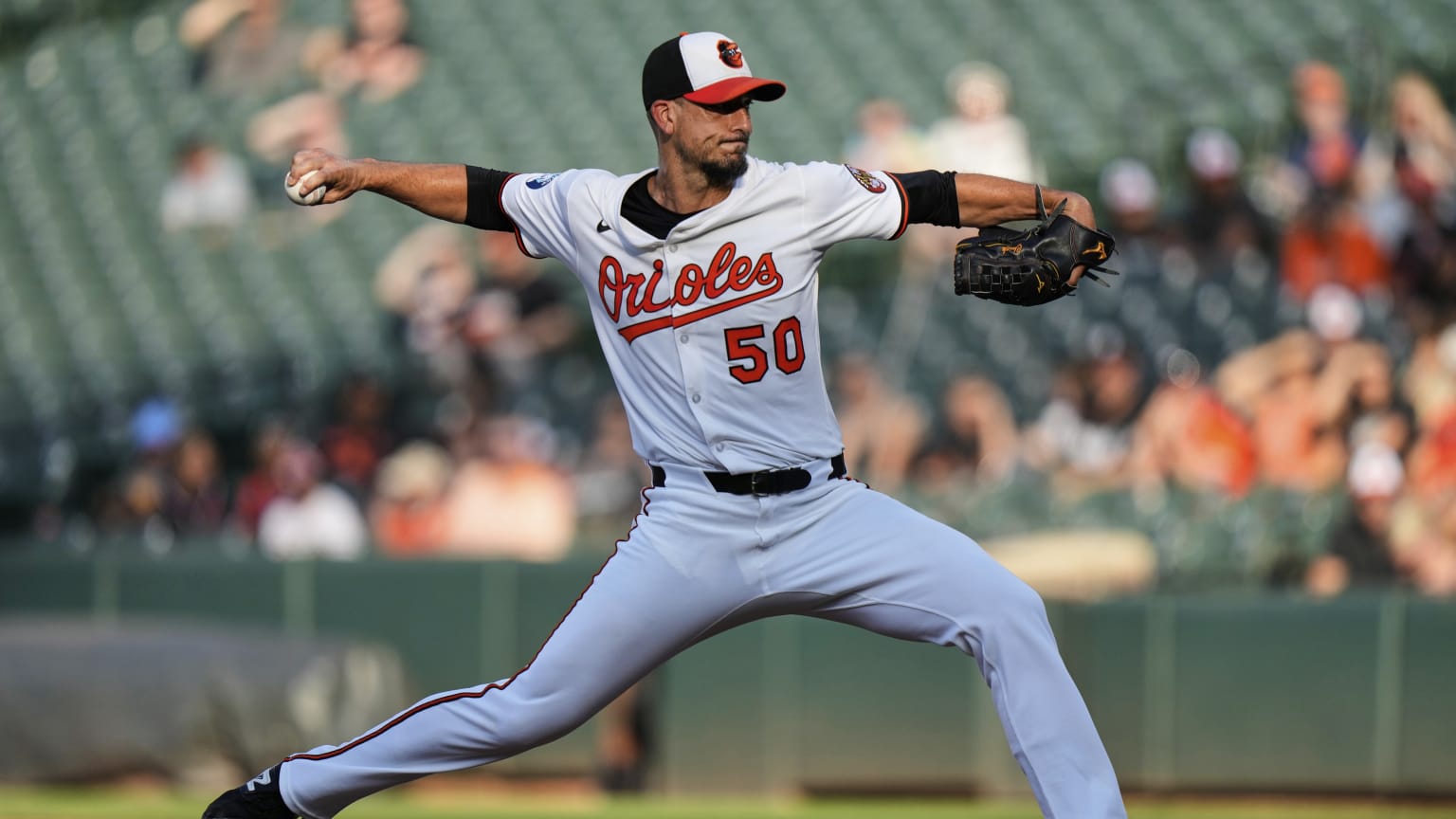 Charlie Morton poncha a Corey Seager | 24/06/2025 | Los Orioles de ...