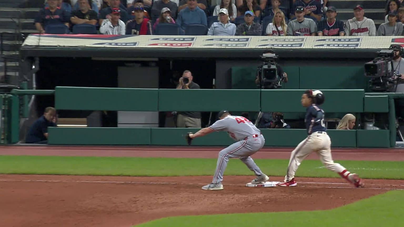 Justin Topa wins the race to first, call confirmed | 08/01/2025 ...