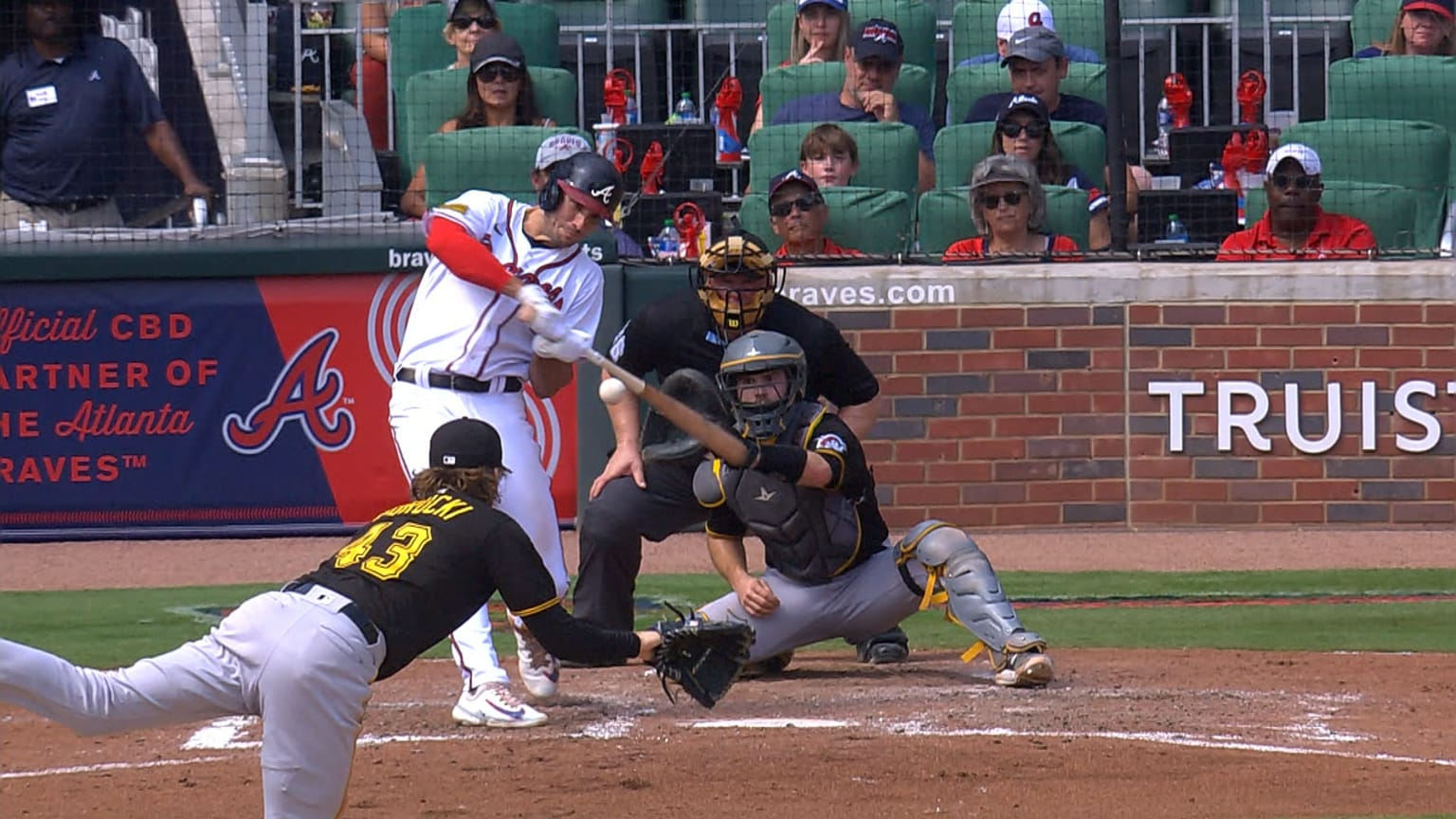 Matt Olson plates Ozzie Albies | 09/10/2023 | Atlanta Braves