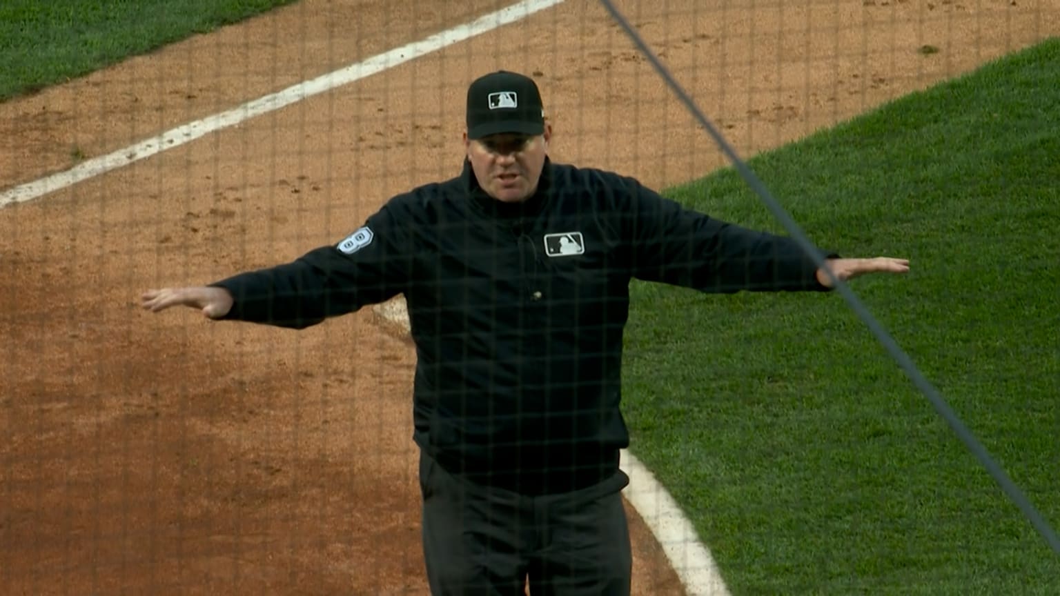 Andrew Vaughn singles after a review | 04/16/2025 | Athletics