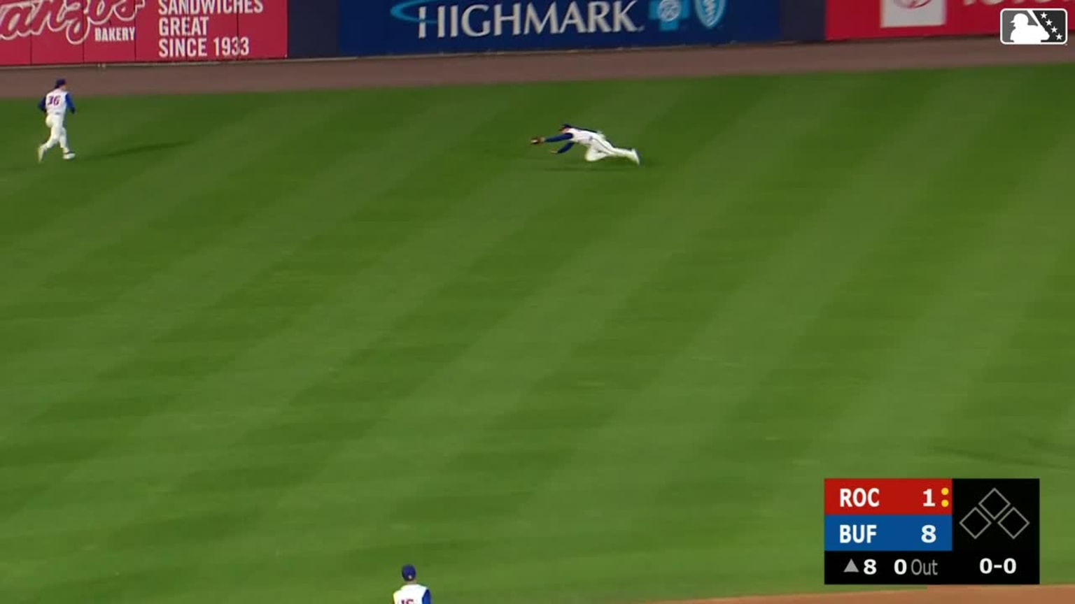 Daulton Varsho's diving catch | 04/25/2025 | Toronto Blue Jays