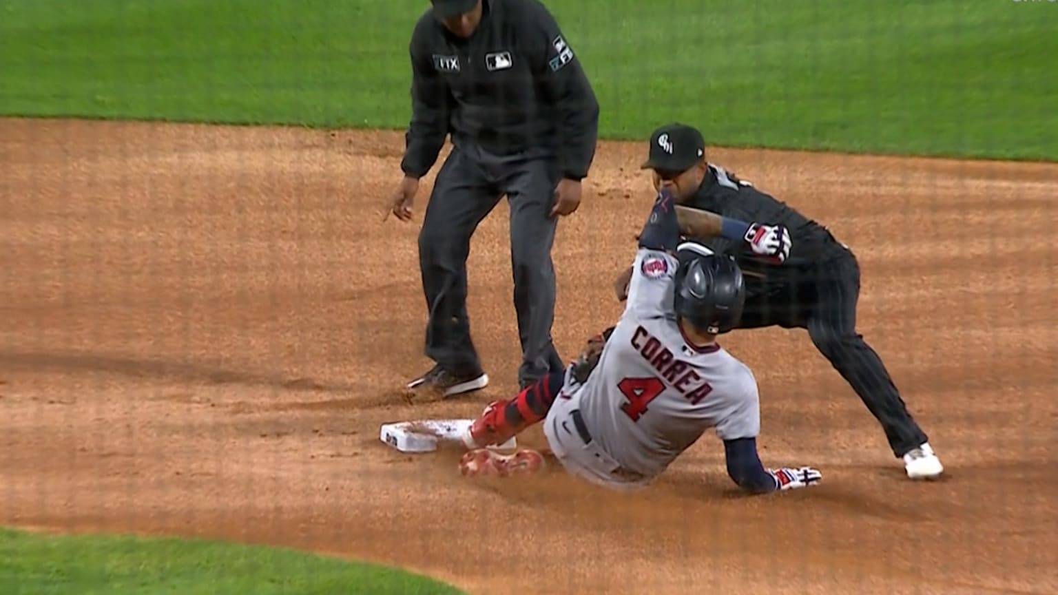 Gavin Sheets nabs Carlos Correa trying for second | 10/03/2022 ...