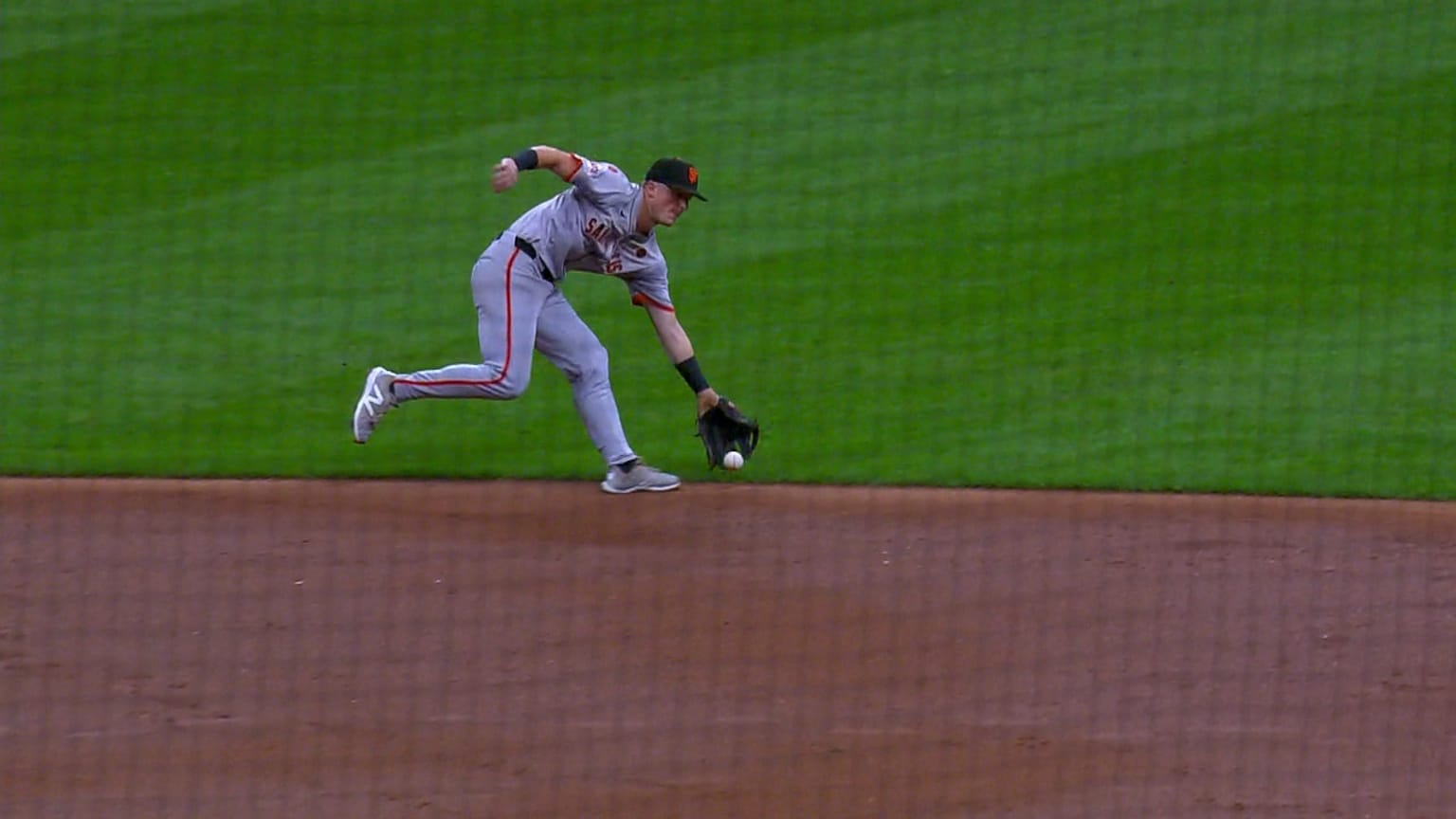 Tyler Fitzgerald makes a spectacular spinning throw | 08/28/2024 | San ...