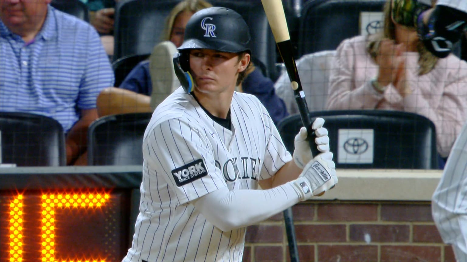 Mickey Moniak's RBI walk | 07/22/2025 | Colorado Rockies