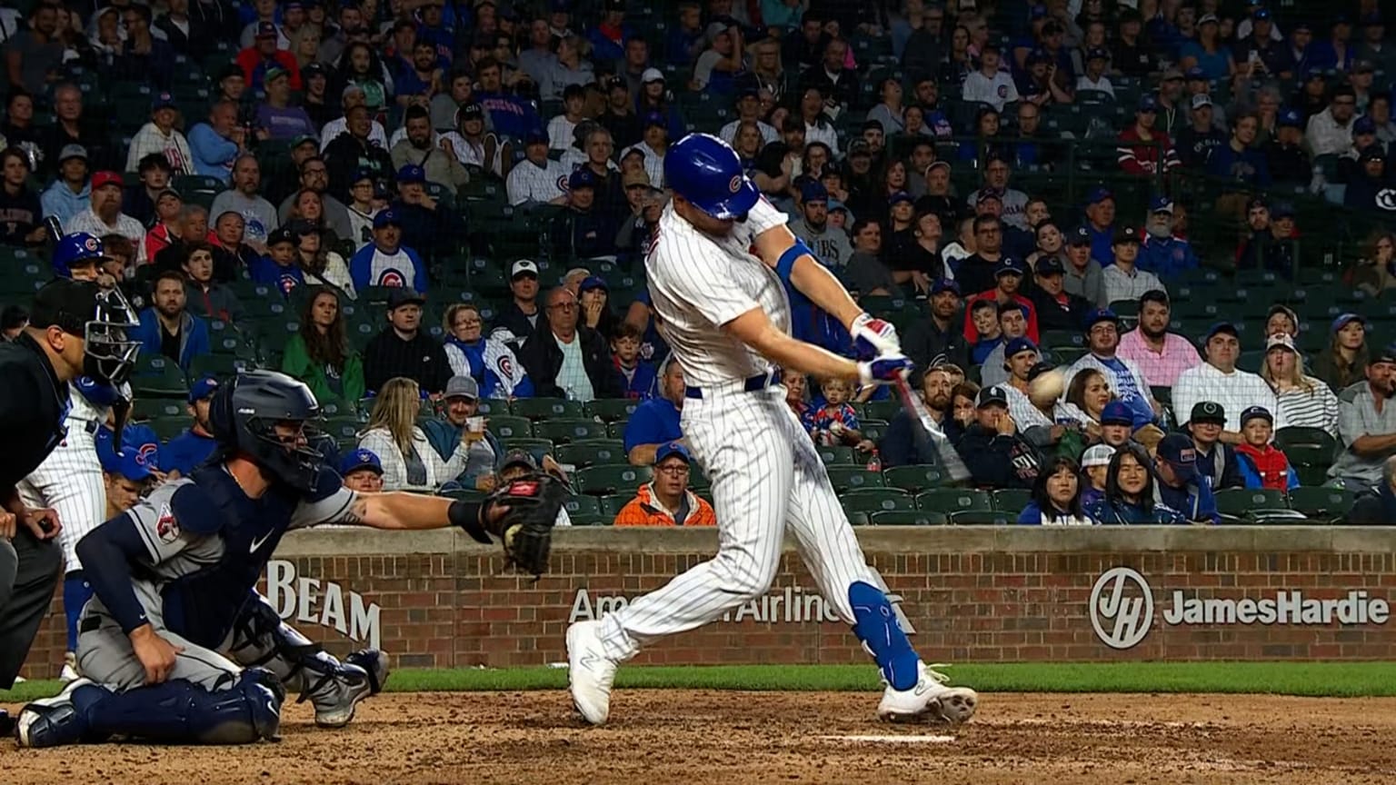 Trey Mancini lines it to right for an RBI single | 07/02/2023 | Chicago ...