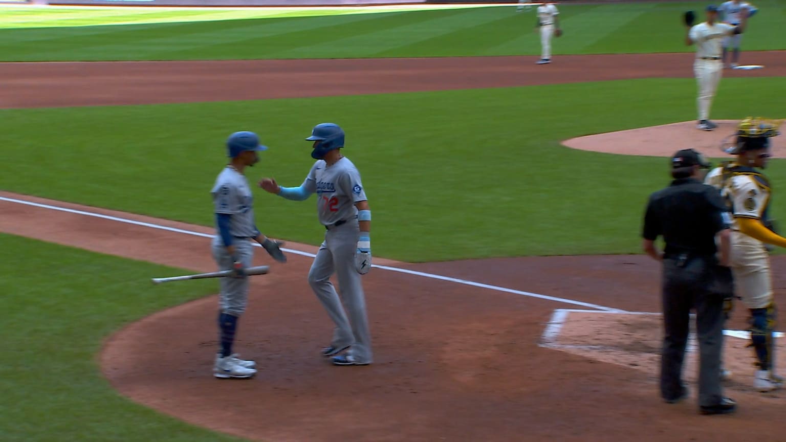 Shohei Ohtani plates run on bases-loaded walk | 07/09/2025 | MLB.com