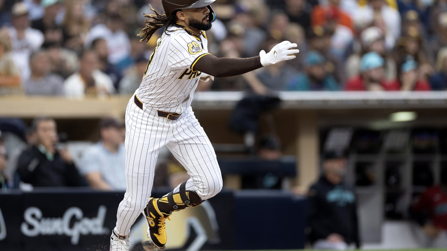 Fernando Tatis Jr. extends hitting streak to 12 games | 06/06/2024 ...