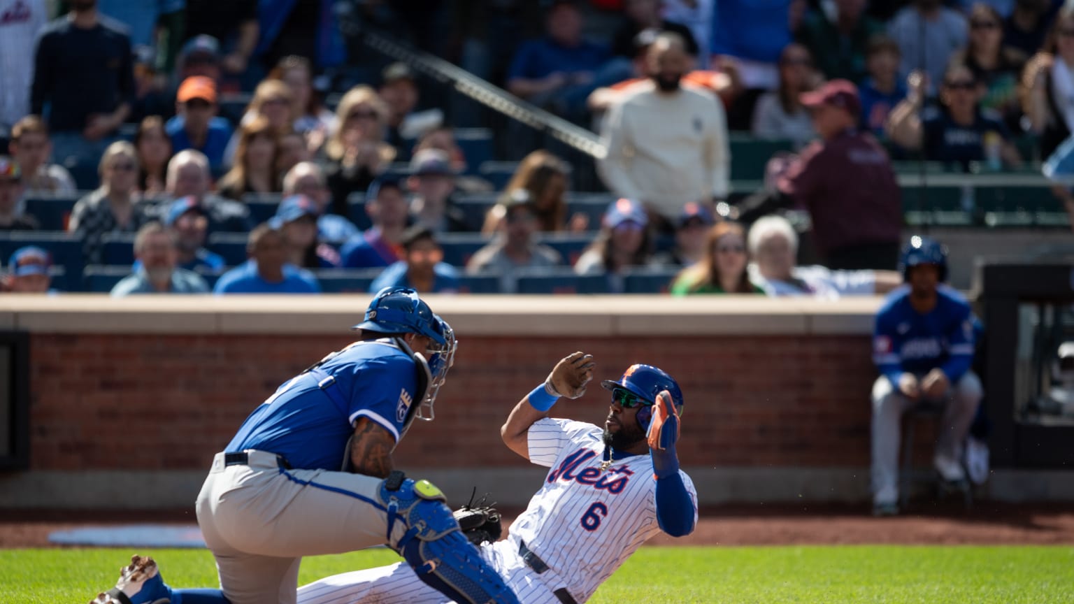 MJ Melendez throws out Marte at home for the DP | 04/14/2024 | Kansas ...