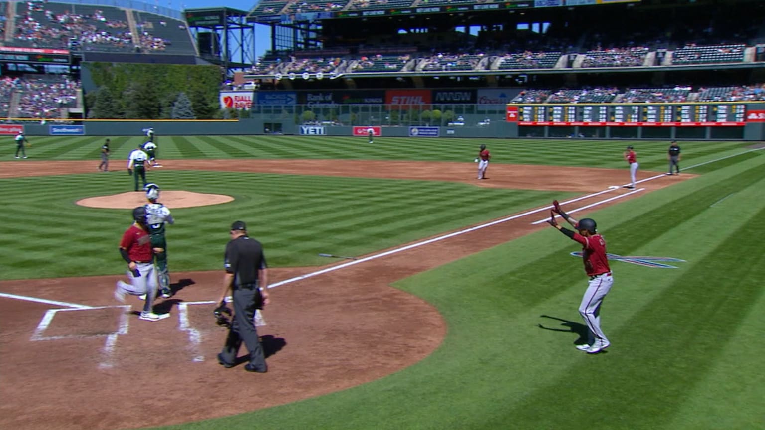 Stone Garrett's two-run single | 09/11/2022 | Arizona Diamondbacks