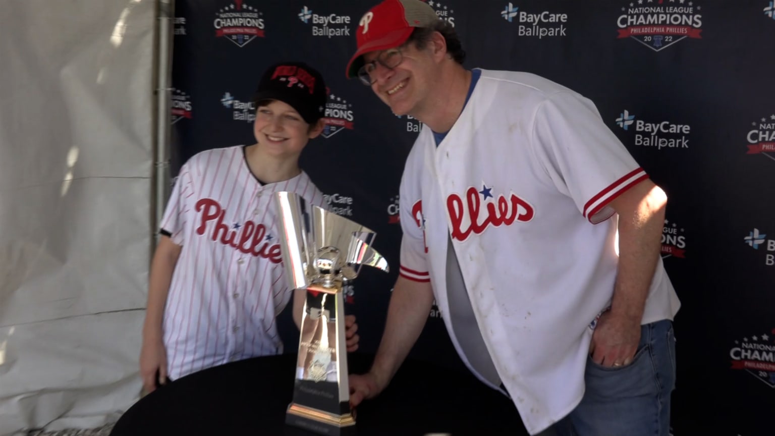 Phillies fans take photos with NLCS trophy | 03/03/2023 | Philadelphia ...