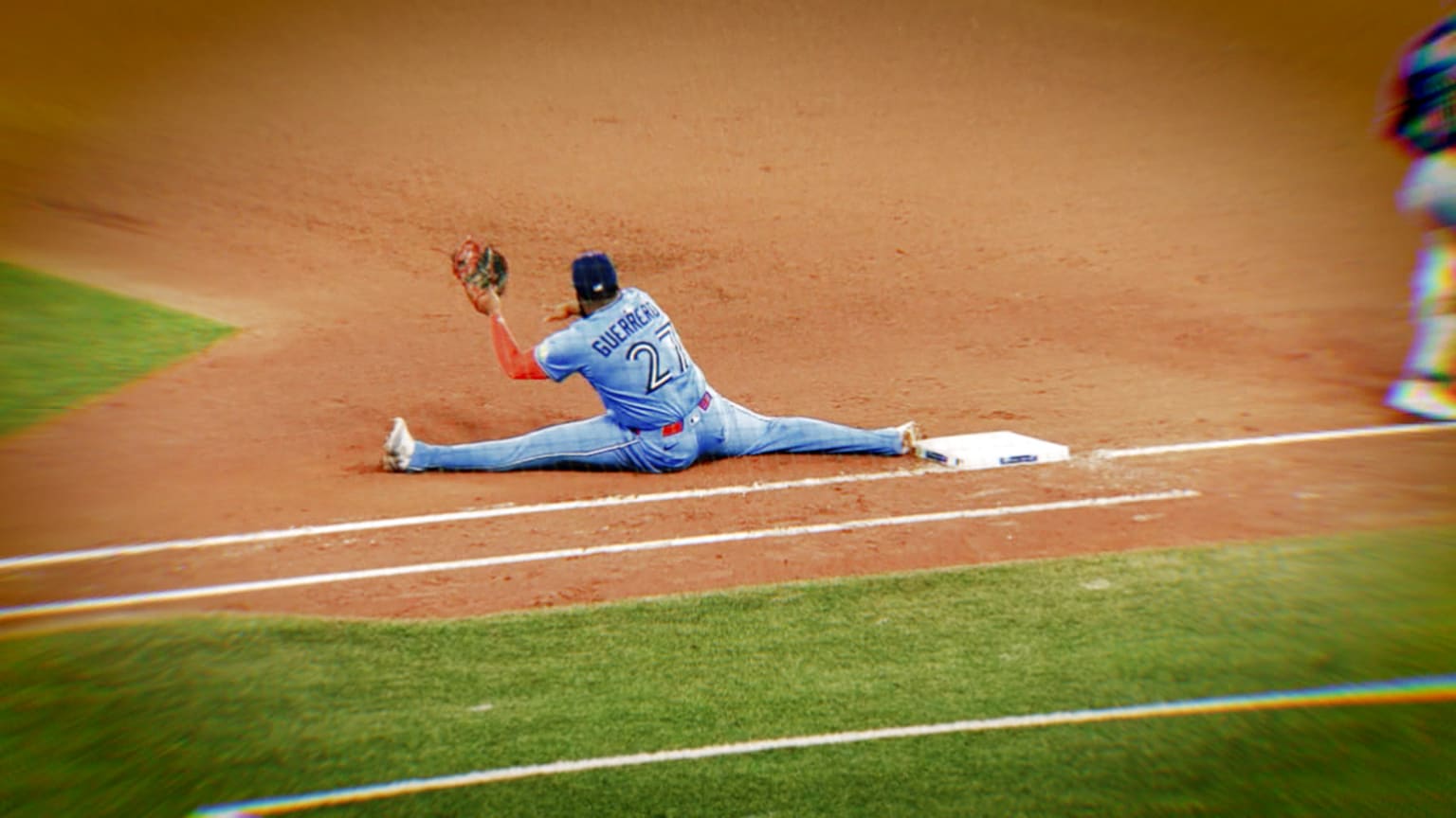 Daily Dash: Angels' triple play, Hassell III's leap | 08/13/2025 ...