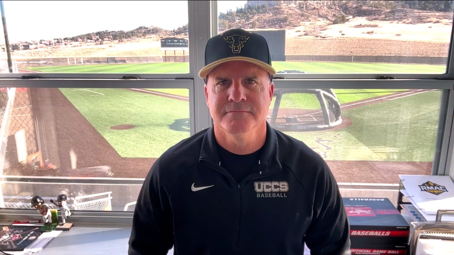 UCCS head coach Dave Hajek joins Hot Stove | 03/06/2023 | Seattle Mariners