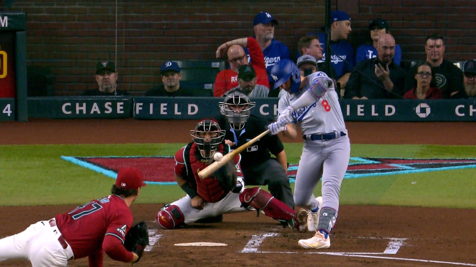 Enrique Hernández's RBI double | 04/29/2024 | Los Angeles Dodgers