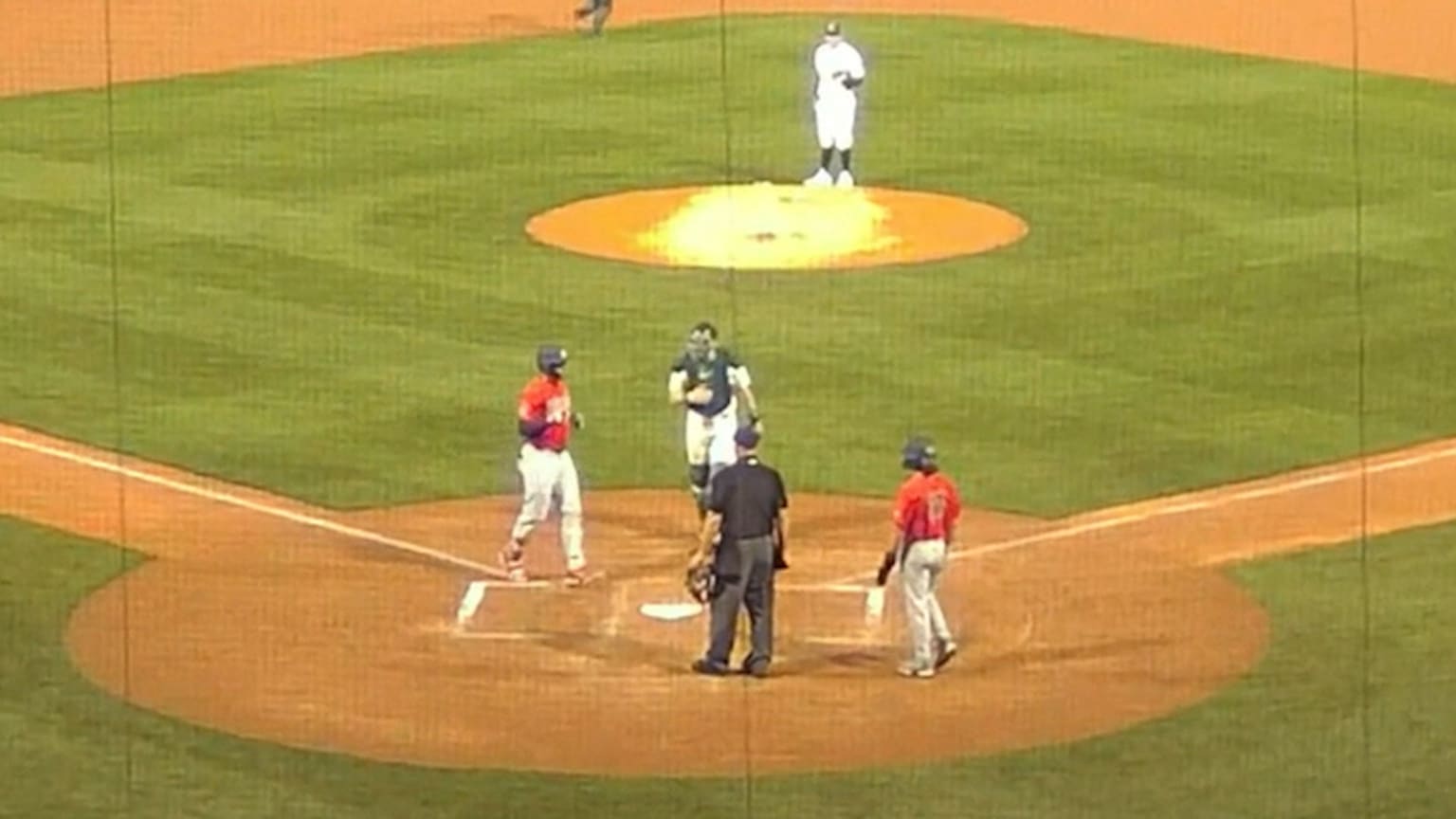 Chase Davis smashes a two-run home run to left field | 02/20/2023 | MLB.com