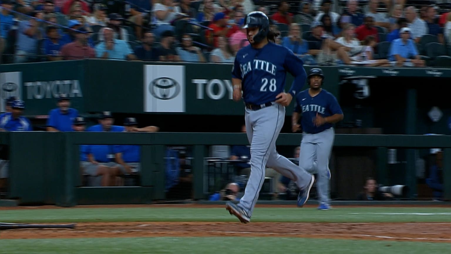 Josh Rojas walks and Eugenio Suárez scores in the 6th | 09/22/2023 ...