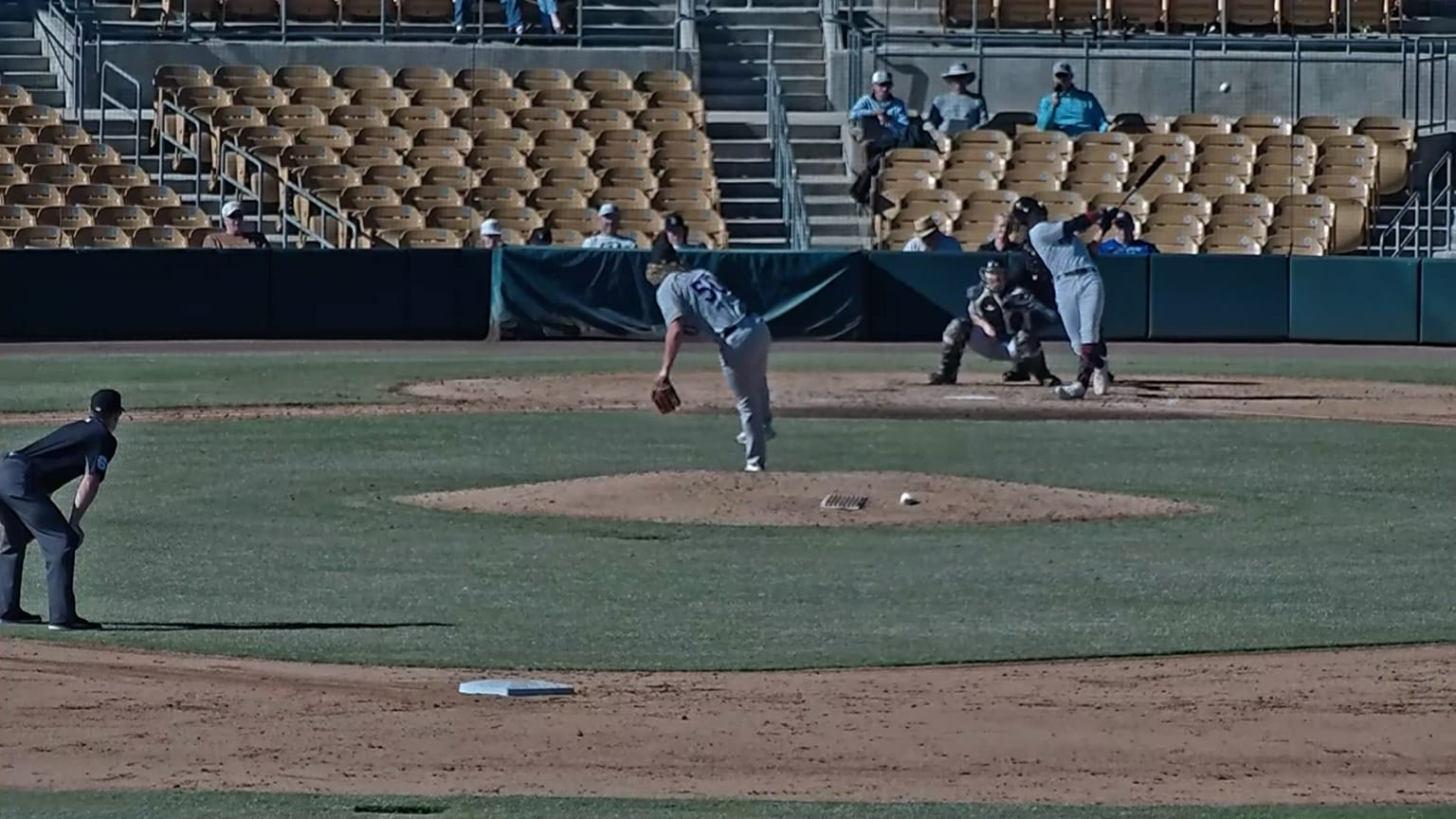 Austin Martin hits a two-run single, ties game at 2 | 11/10/2022 ...