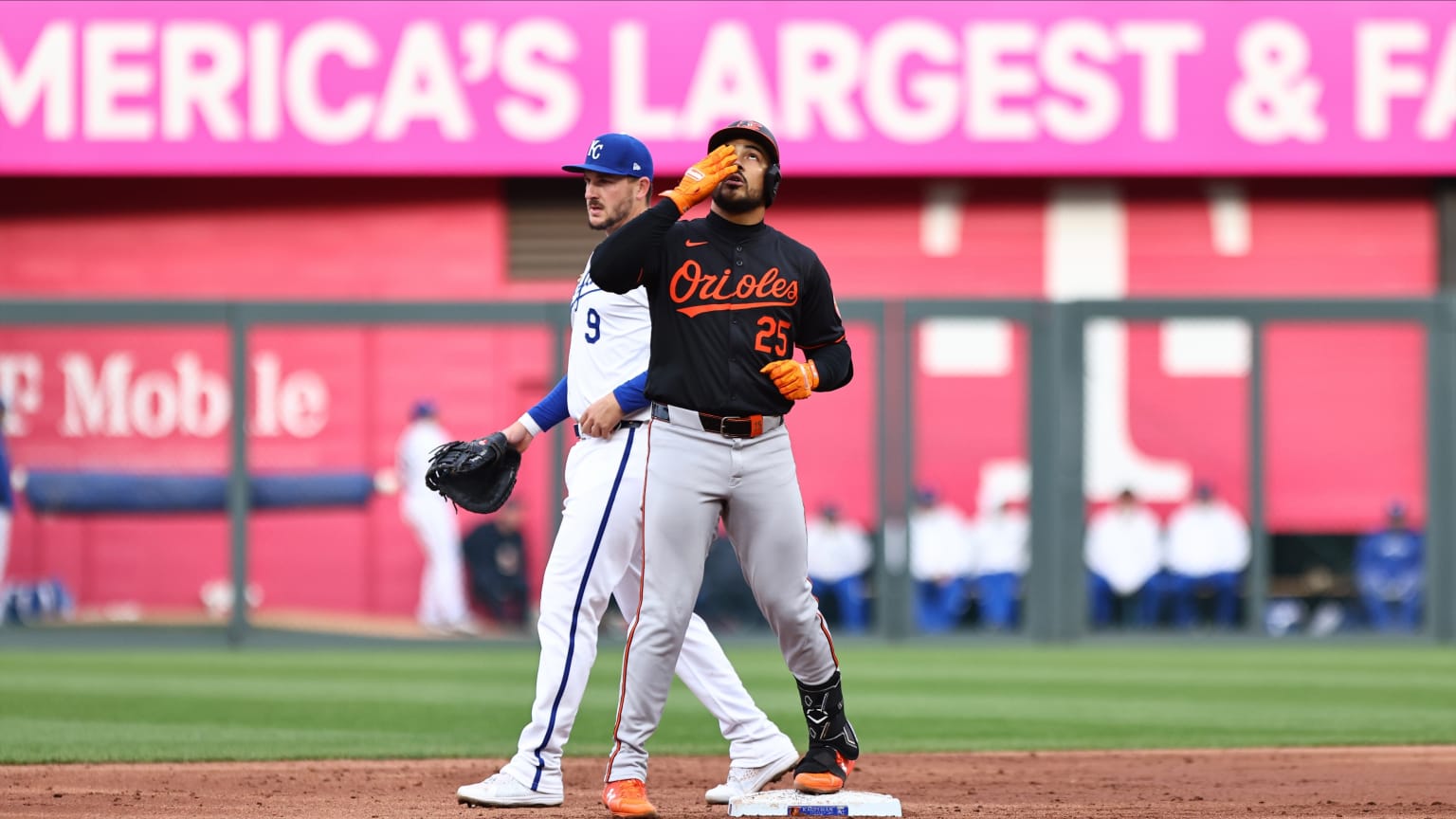 Anthony Santander hits an RBI double | 04/20/2024 | Baltimore Orioles