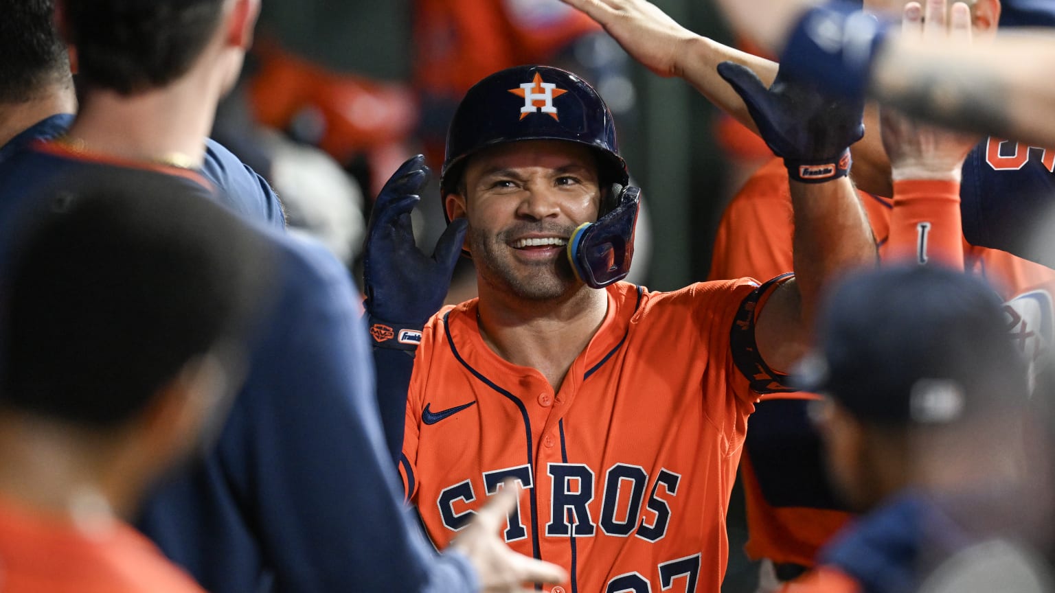 Jose Altuve's solo homer (10) | 06/13/2025 | Houston Astros