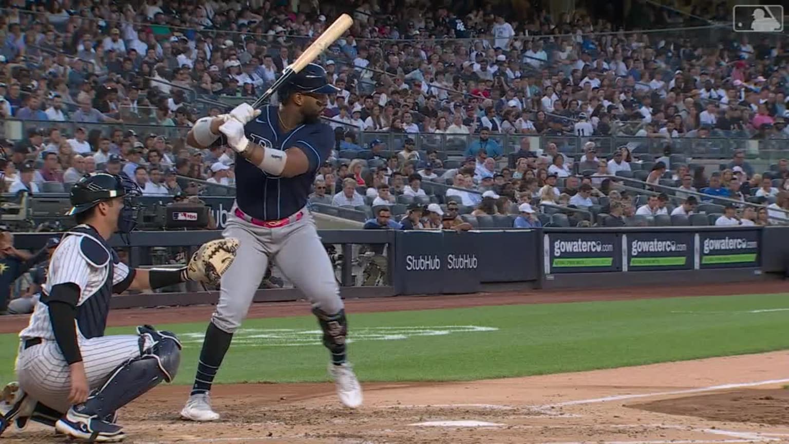 Yandy Díaz hits a solo homer to right-center field | 08/01/2023 | Tampa ...