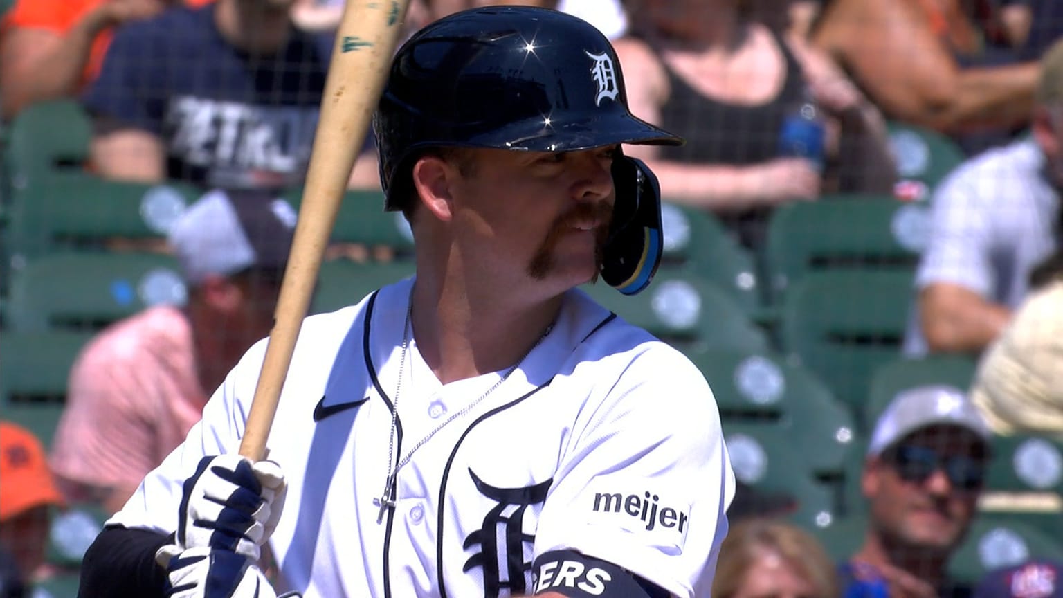 Jake Rogers hits a sacrifice fly to center field | 05/31/2023 | Detroit ...