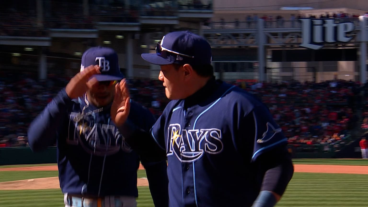 Rays turn an inning-ending double play in the 7th | 10/08/2022 ...