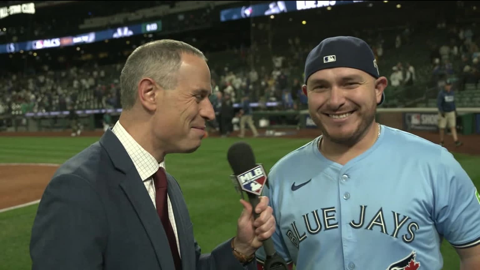 Alejandro Kirk on Blue Jays' mindset in Game 3 | 10/16/2025 | MLB.com