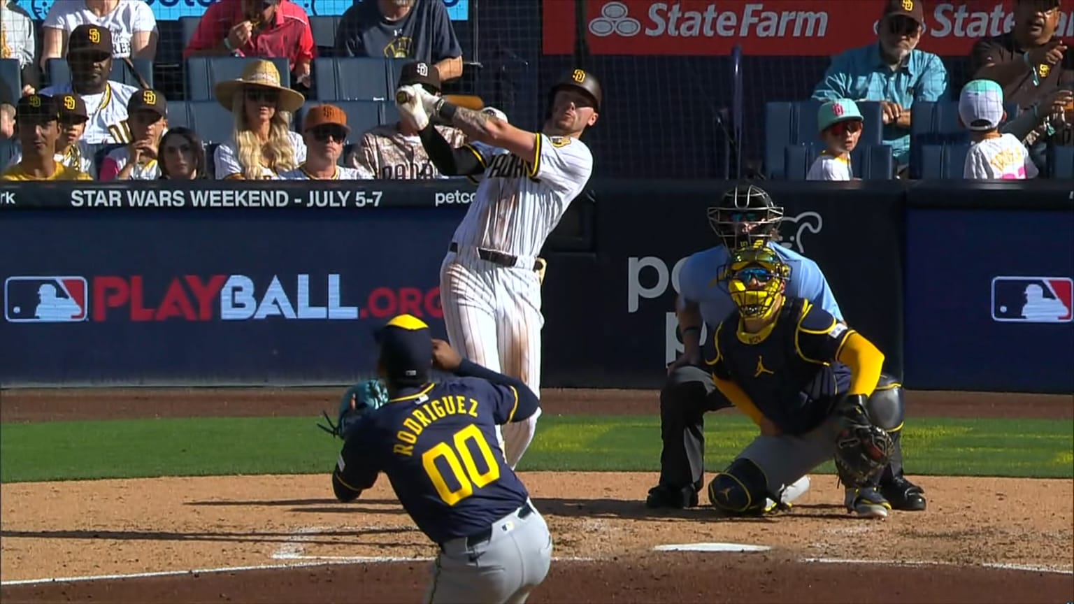 Data Viz: Jackson Merrill's home run | 06/22/2024 | San Diego Padres