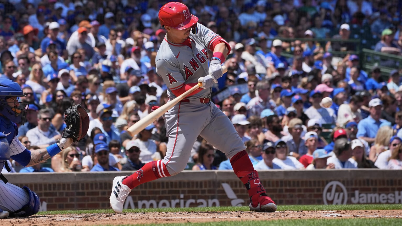 Keston Hiura's RBI single | 07/06/2024 | MLB.com