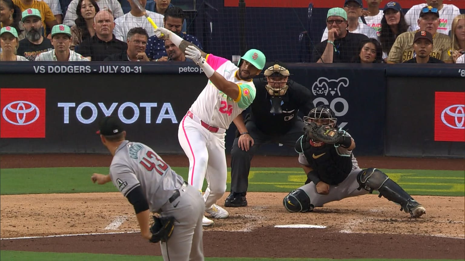 David Peralta's RBI double | 07/05/2024 | San Diego Padres