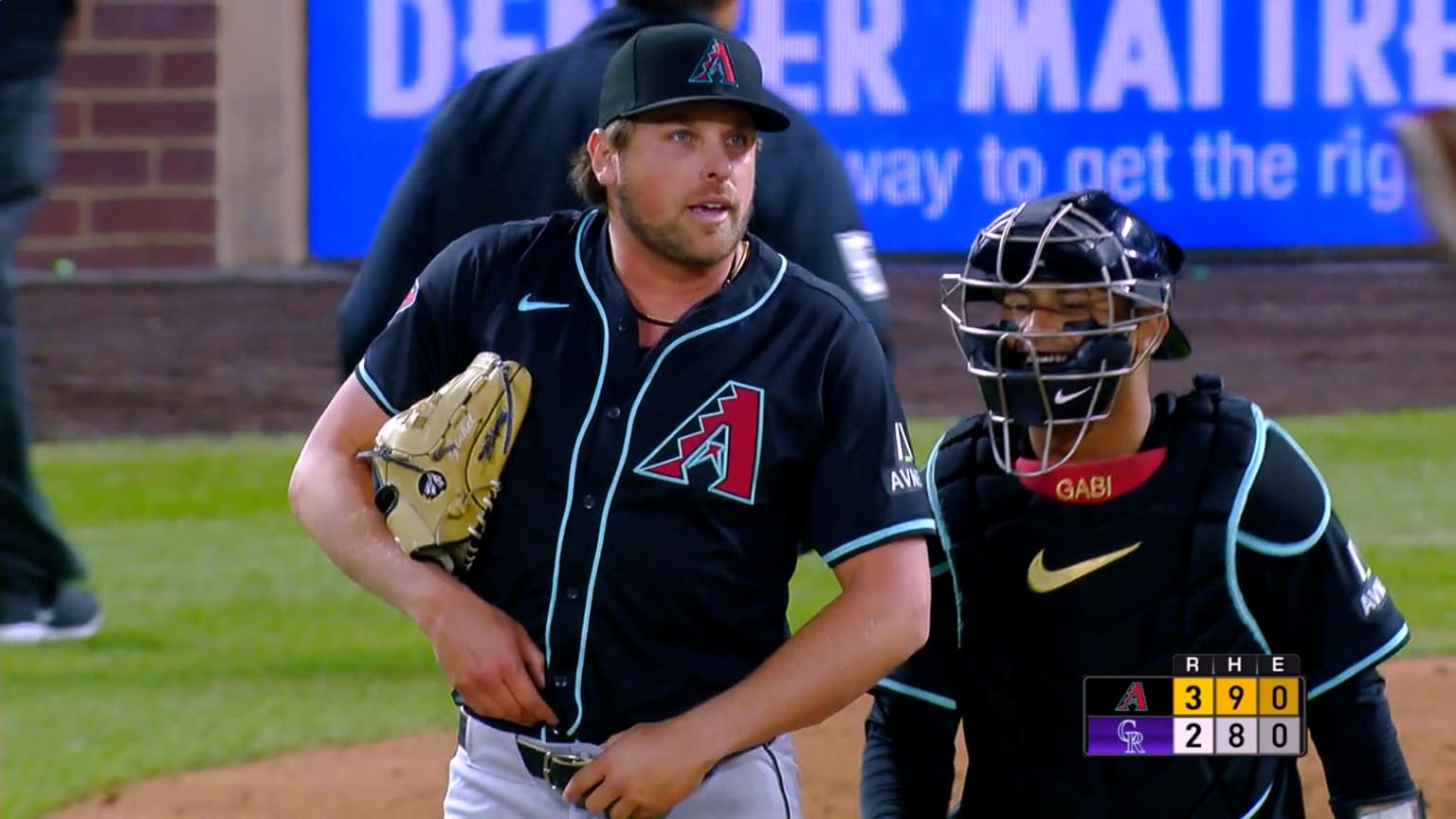 Kevin Ginkel K's Jake Cave, seals win in the 9th | 04/09/2024 | Arizona ...