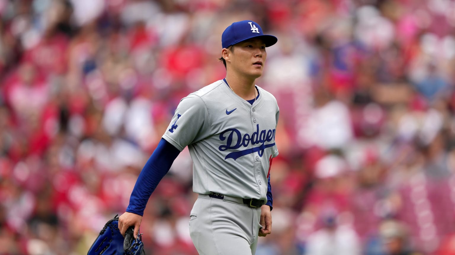 Yoshinobu Yamamoto whiffs Jacob Hurtubise | 05/26/2024 | Los Angeles ...